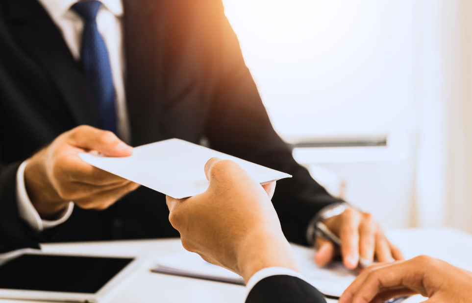 The Relocation Bonus, Allowance, & Stipend Guide | NRI Relocation